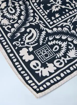 TOTEME Patterned Bandana Scarf