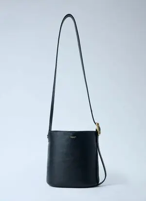 COACH Bleecker Bucket Bag 21 - Black