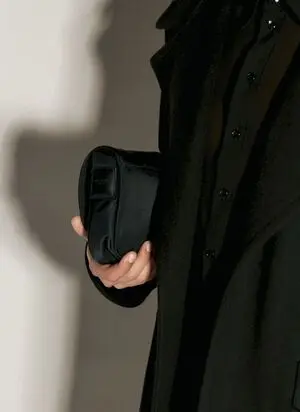 Saint Laurent Niki Small Messenger Bag