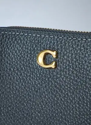 COACH Essential Small Zip Around Card Case