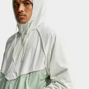 Nike Windrunner Loose Storm-fit Jacket