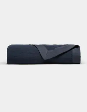 Cozy Earth Waterfront Grid Matelasse Blanket Eclipse