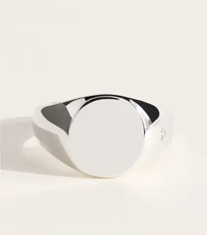 Tom Wood Sterling Kim Signet Ring - Silver