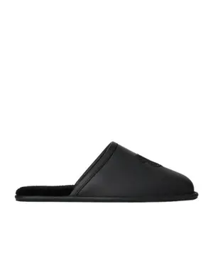 UGG All Gender Hotel Chavarria Slipper