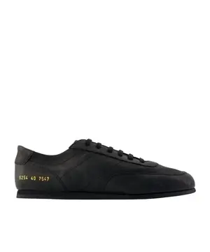 COMMON PROJECTS Minimal Low-top Sneakers