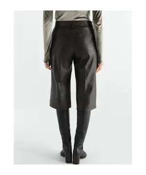 LEMAIRE Bermuda Shorts In Glossy Leather - Coffee