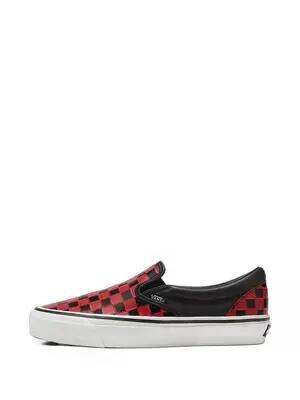 VANS Classic Slip-on 98 Vibram Checkerboard Sneakers - Red