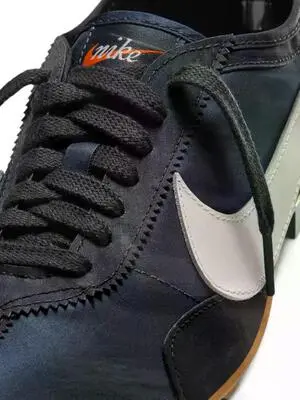 Nike Moon Shoe Sneakers - Black