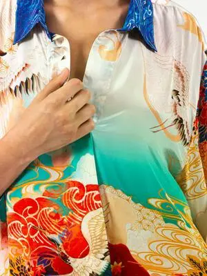 SARACO Graphic-print V-neck Blouse