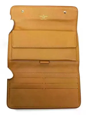 LOUIS VUITTON Mini Monogram Lin International Wallet