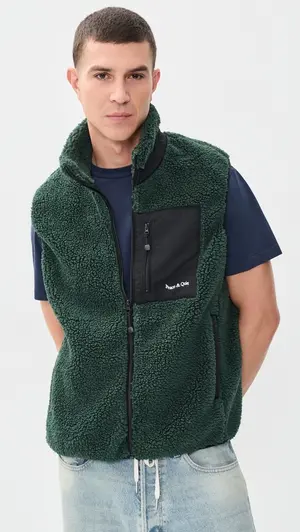 MUSEUM OF PEACE & QUIET Wordmark Sherpa Vest