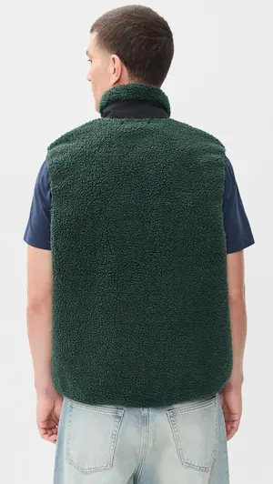 MUSEUM OF PEACE & QUIET Wordmark Sherpa Vest