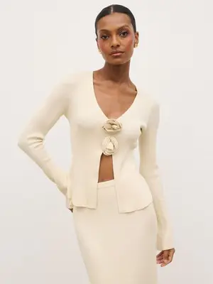 PRETTY LAVISH Clemmie Rosette Knit Top - Stone