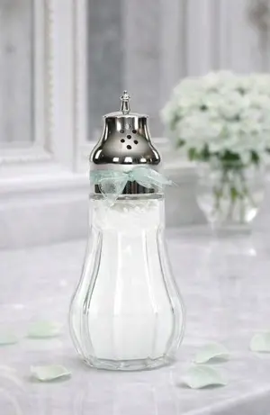 LADY PRIMROSE Celadon Dusting Silk Powder Shaker