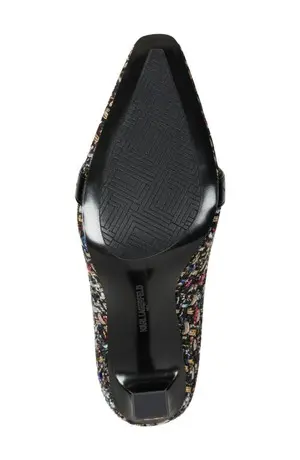 Karl Lagerfeld Paris Scotlyn Pointed Toe Pump
