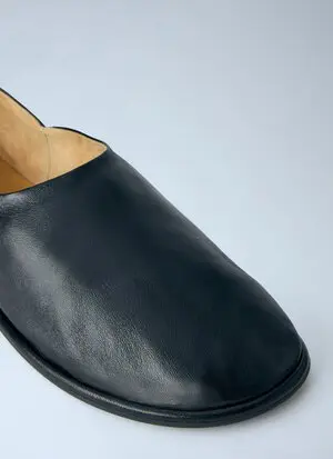 THE ROW Canal Slip On Flats - Black