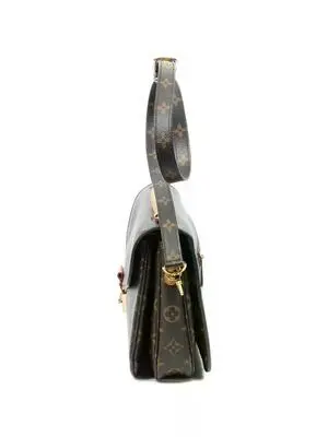 LOUIS VUITTON Pochette Metis Monogram Shoulder Bag - Brown