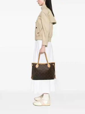 LOUIS VUITTON 2007 Monogram Neverfull Pm Tote Bag
