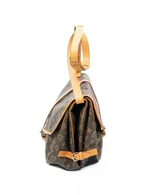LOUIS VUITTON Saumur Gm Monogram Buckle-fastening Shoulder Bag