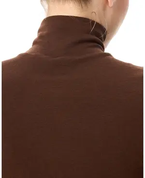 JANET HOWARD NEW YORK Iris Turtleneck Top
