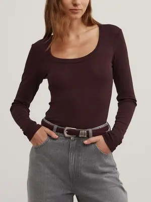 Witchery Scoop Neck Long Sleeve Top - Wine