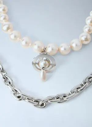 VIVIENNE WESTWOOD Aïda Necklace