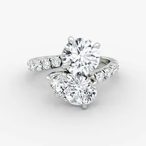 VRAI Toi Et Moi Bypass Emerald And Pear Engaget Ring - Platinum