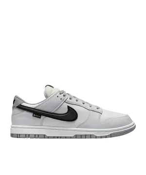Nike Color-blocked Low-top Sneakers - No