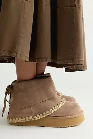 Mou Foldover Platform Boots - Camel