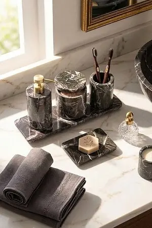 GAURI KOHLI Jardin Verde Levanto Bath Set