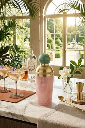 GAURI KOHLI Copenhagen Cocktail Shaker