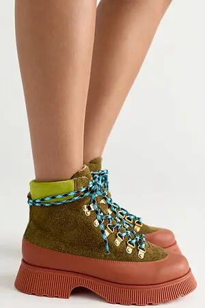 CHARLOTTE STONE SHOES Morris Color-block Hiker Boots - Olive