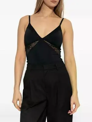 GESTUZ Gzcami Lace-trim Top