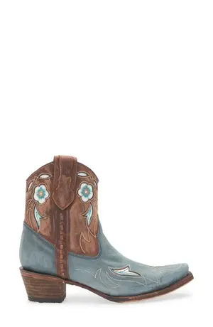 CIRCLE G Floral Embroidery Western Boot