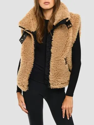 Sam. Sherpa Vest