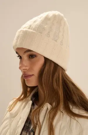 FAVORITE DAUGHTER The Cable Beanie