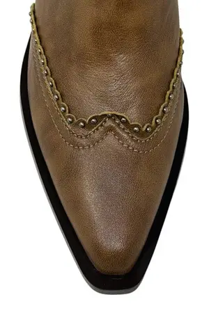 SHU SHOP Ventura Faux Leather Western Boot - Camel