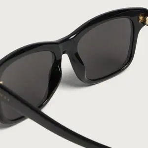 Gucci Gg2243s Lettering Sunglasses