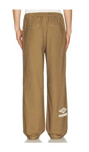 PLEASURES X Umbro Manchester Relaxed Pants In Brown