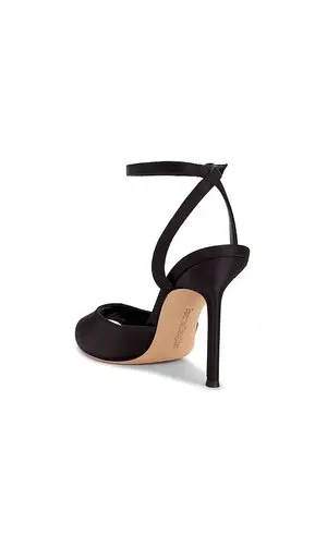 FAVORITE DAUGHTER Yasmine Sandal