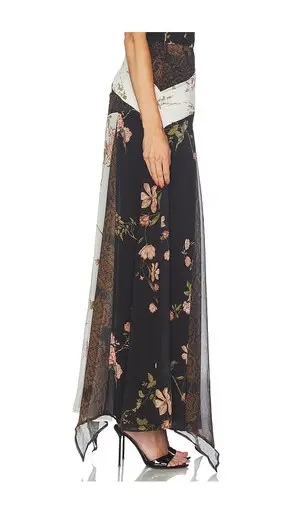 MUMA WORLD Entwind Andressa Skirt In Black