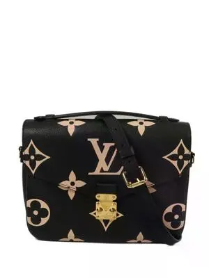 LOUIS VUITTON Pochette Métis Monogram Empreinte Giant Shoulder Bag - Black