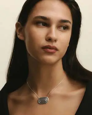 LOUIS ABEL Necklace Oval Maze