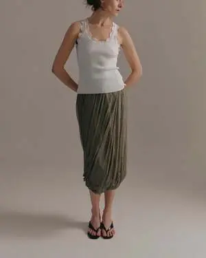 LEONÍ Camisole Älma Lace-trimmed Ribbed Silk