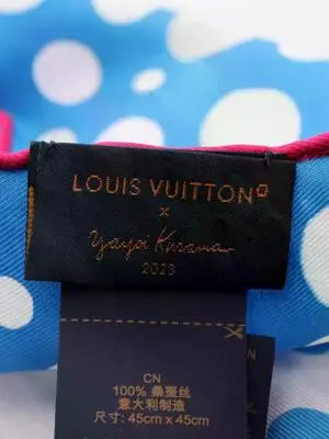 LOUIS VUITTON X Yayoi Kusama 2023 Infinity Dot Scarf