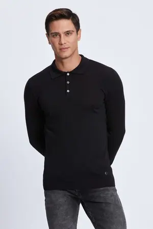 GARNET Wool Solid Polo Sweater