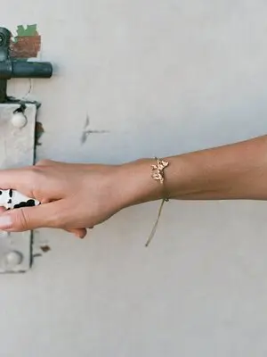 EVA REMENYI Horse Bracelet Gold - Red