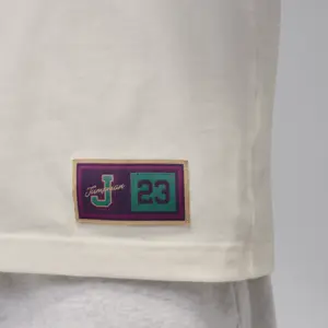 JORDAN Brooklyn T-shirt