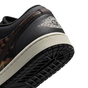 JORDAN Air 1 Low Se Shoes