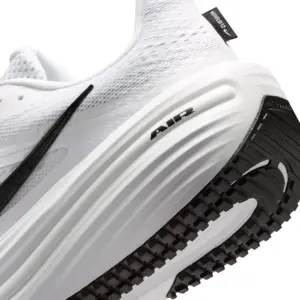 Nike Winflo Road Running Shoes